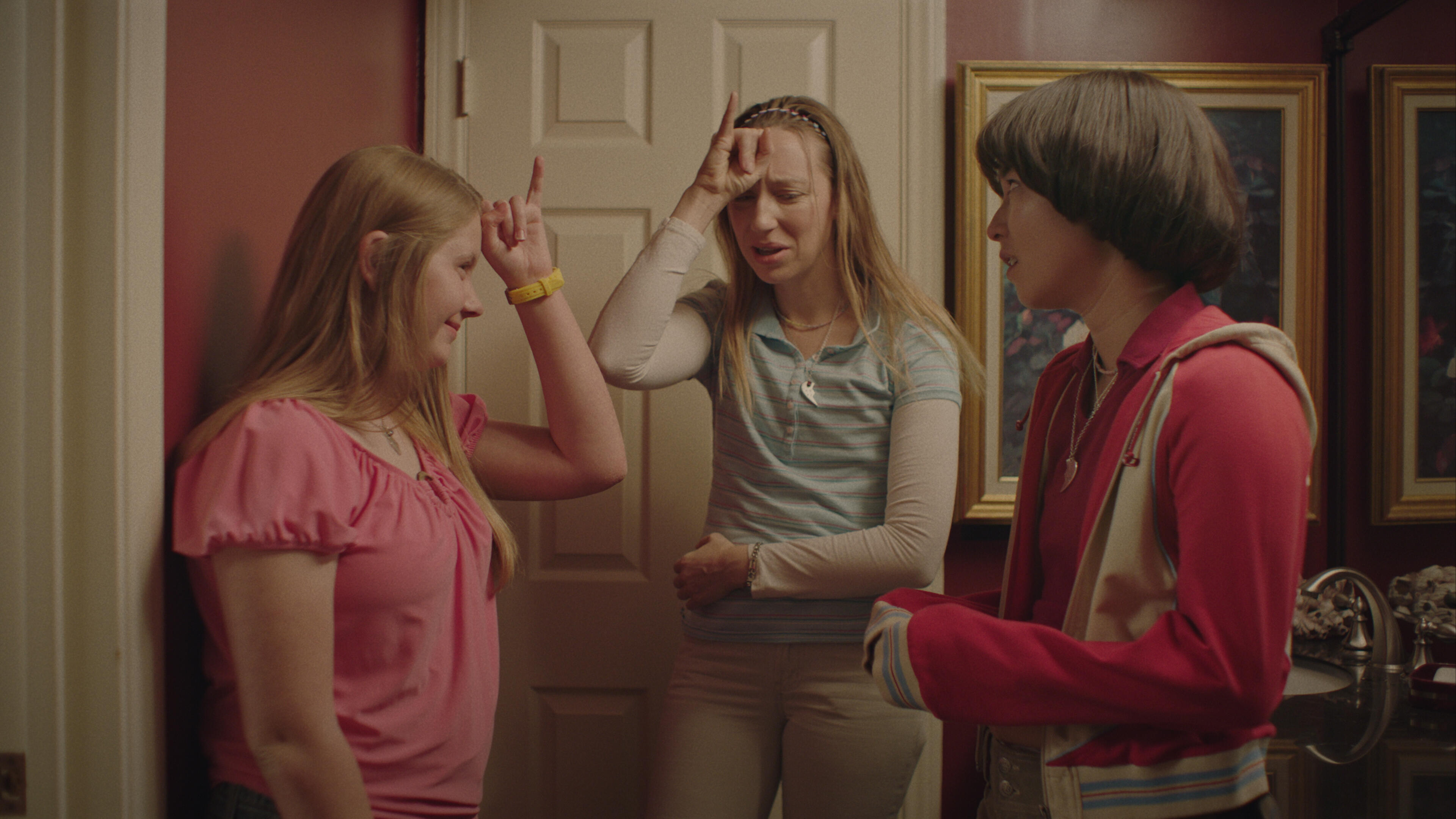 Ashlee Grubbs on Why Every Teen Should Be Watching ‘PEN15’ – TV Wasteland